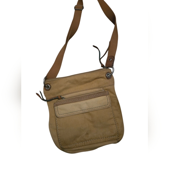 Fossil | Bags | Fossil Tan Crossbody Bag | Poshmark